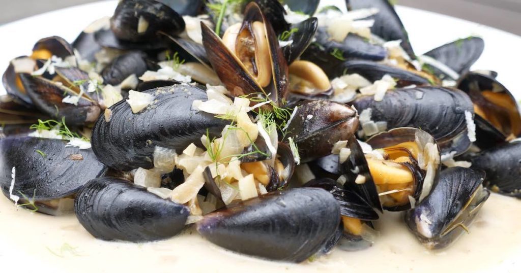 French-Inspired Mussels - Island Fisherman Magazine